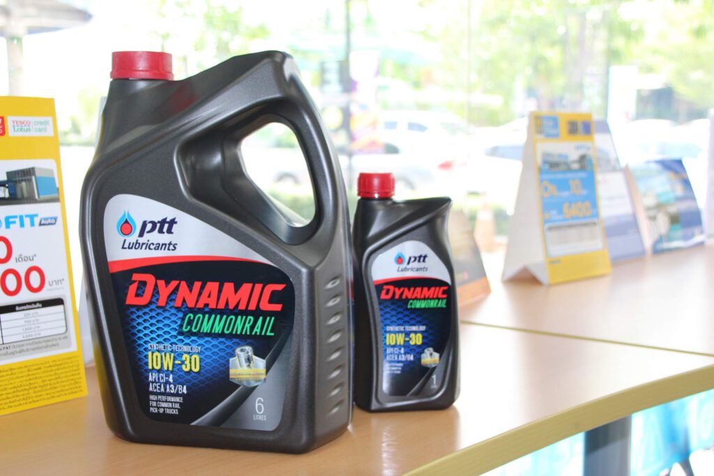 รีวิว น้ำมันเครื่อง PTT Dynamic Commonrail 10w-30 เปลี่ยนจริง! ที่ศูนย์บริการ Fit Auto